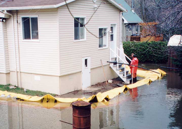 Flood defense | Flood protection | WaterGate © Flood barriers