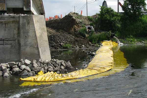 Case 3 Installation supported by bridge pier | Water-Gate© cofferdams