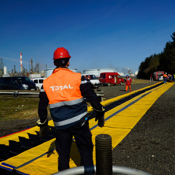 Flood defense | Flood protection | WaterGate © Flood barriers