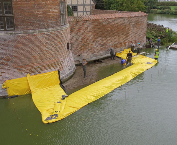 #7 | U-shaped cofferdam | Moats - Water bodies | Water-Gate© cofferdam